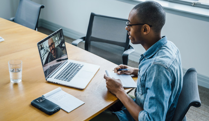 the-importance-of-peer-feedback-in-the-digital-workplace